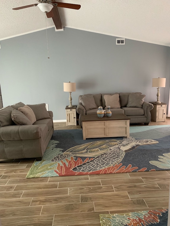 Luxurious 3/2 Single Family - Jacksonville, FL