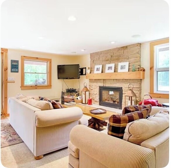 Vistas-privacidad-jacuzzi-casa Moderna - Cancha De Tenis Clay -1/4 Milla Del Monte. Nieve - Vermont