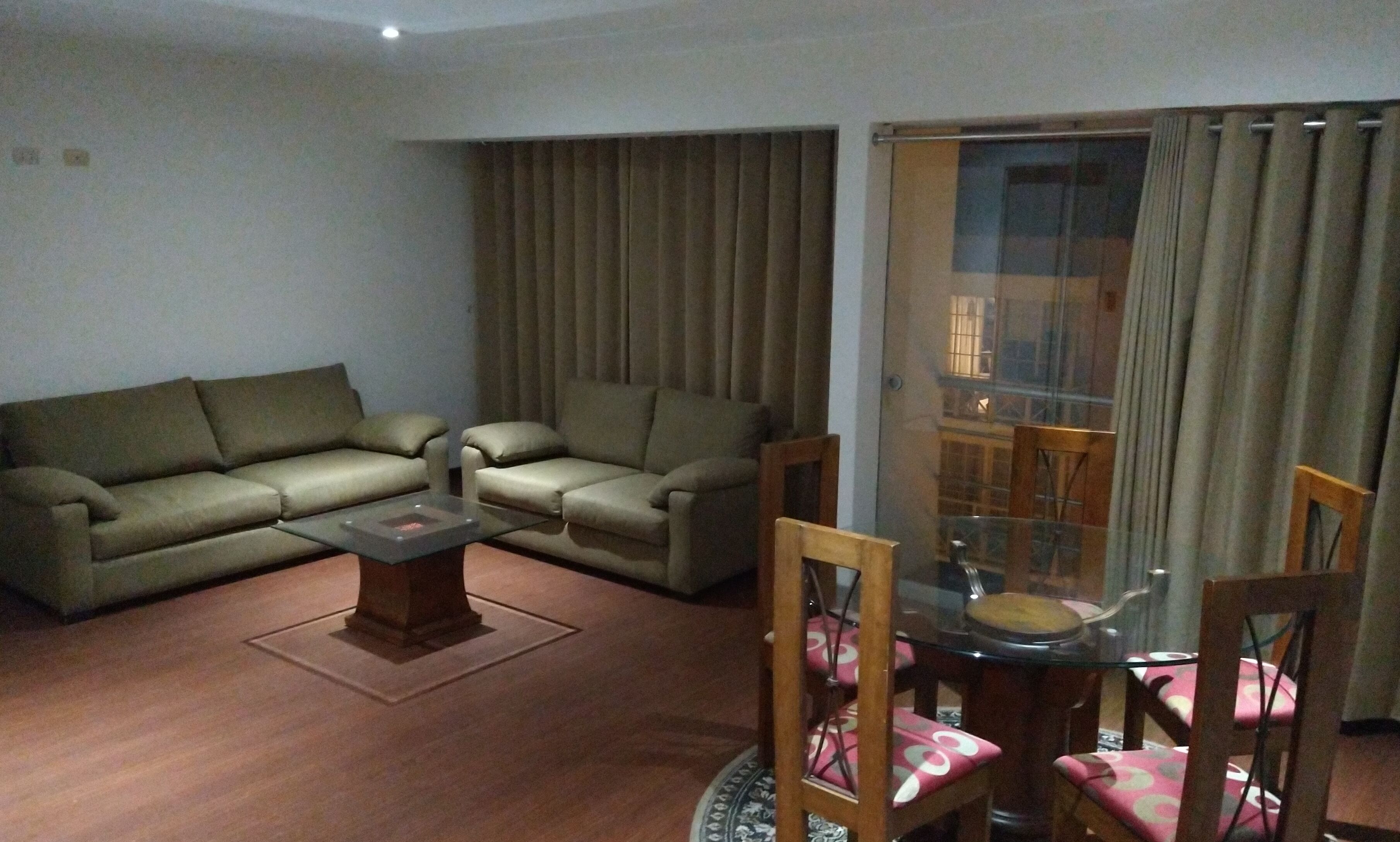 \Nmodern Miraflores Apt With Balcony View Of Puente Villena  Prime Location - Lima