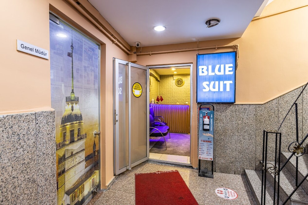Blue Suit - Istanbul