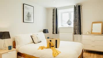 Casa | 2 quartos, berço de viagem, Wi-fi grátis, roupa de cama fornecida