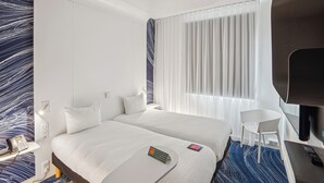 Quarto standard, 2 camas de solteiro | Escrivaninha, espaço de trabalho para notebook, quartos à prova de som