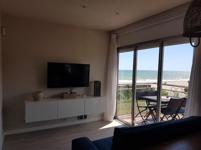 Apartment Sea View In Gava - Castelldefels