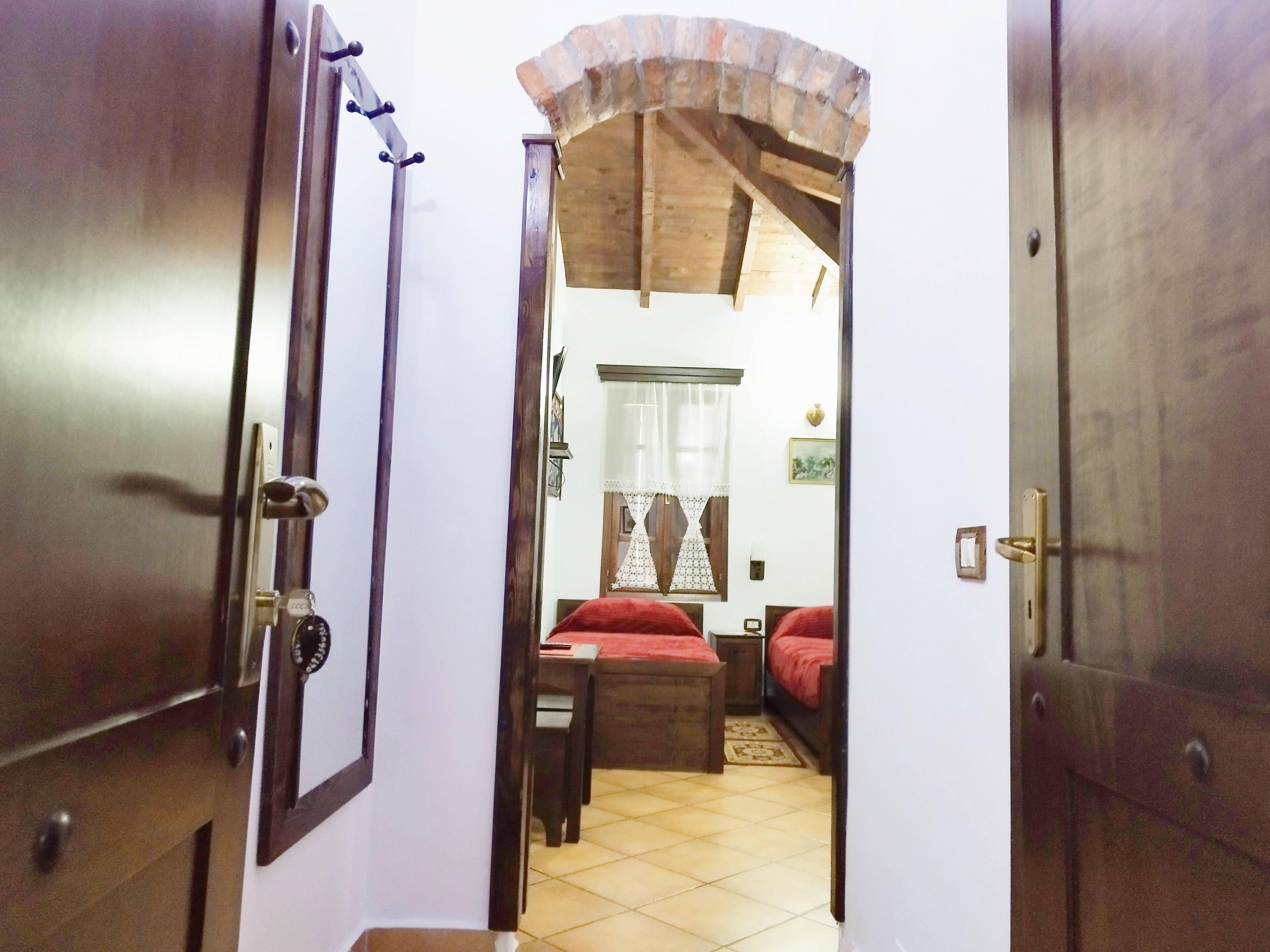 Roupas de cama premium, individualmente mobiliados, escrivaninha