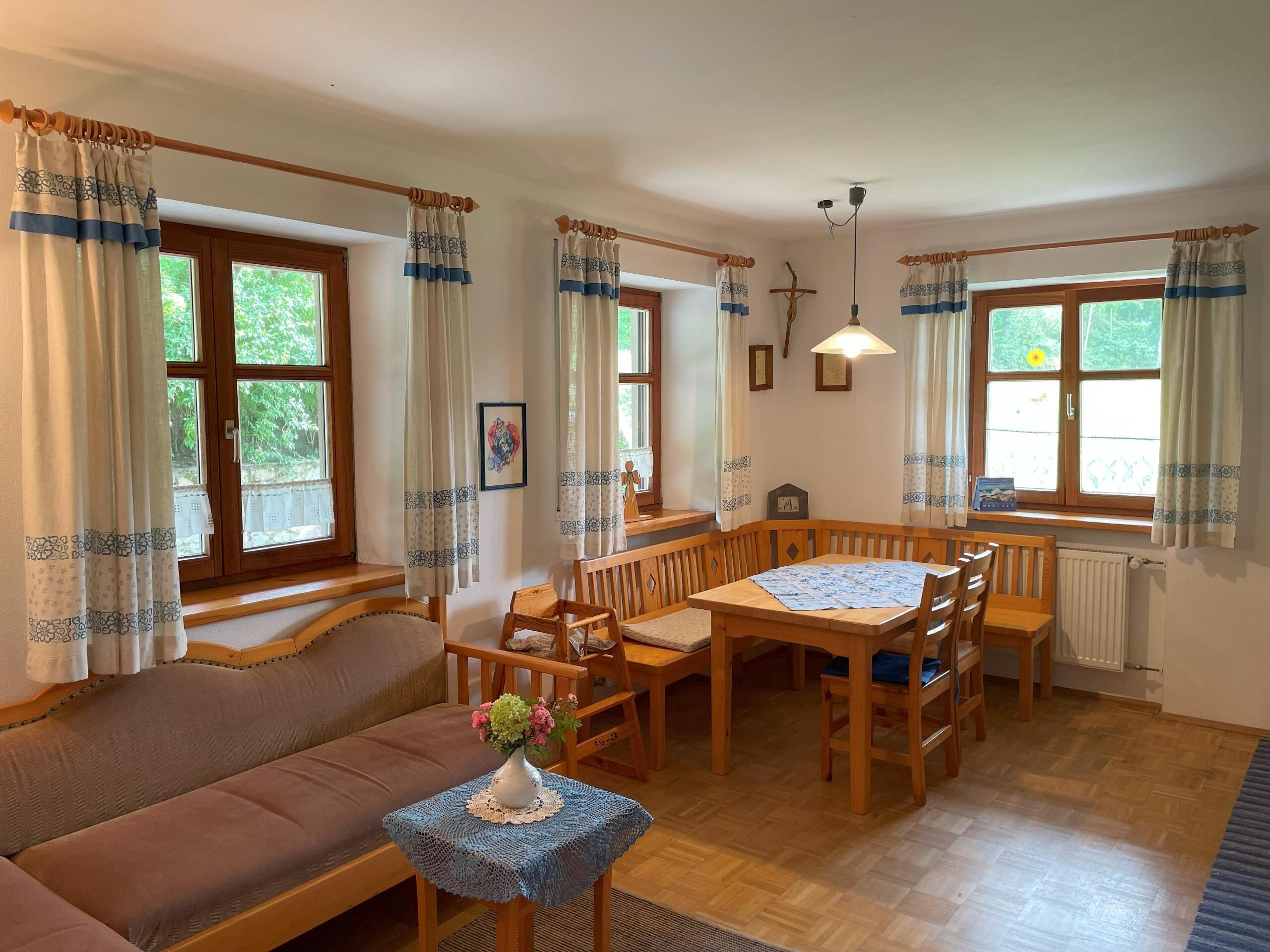 Liebevolle Ferienwohnung Mit Terrasse Auf Ferienbauernhof - Cham