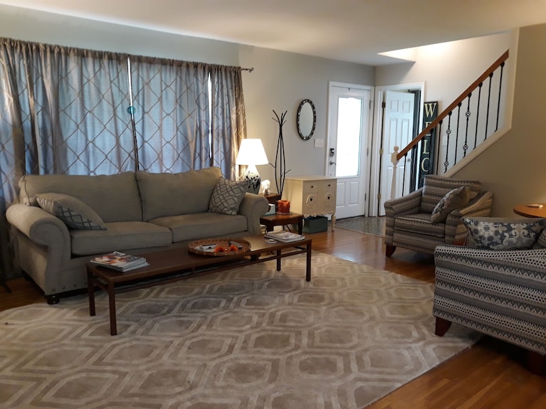 Casa Atractiva, Cómoda Y Limpia Cerca De Tiendas Y Restaurantes. - Kansas City