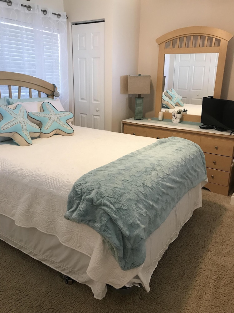Amazing One Bedroom Direct Ocean Front Condo With Beautiful View Of The Ocean! - Cocoa Beach, FL