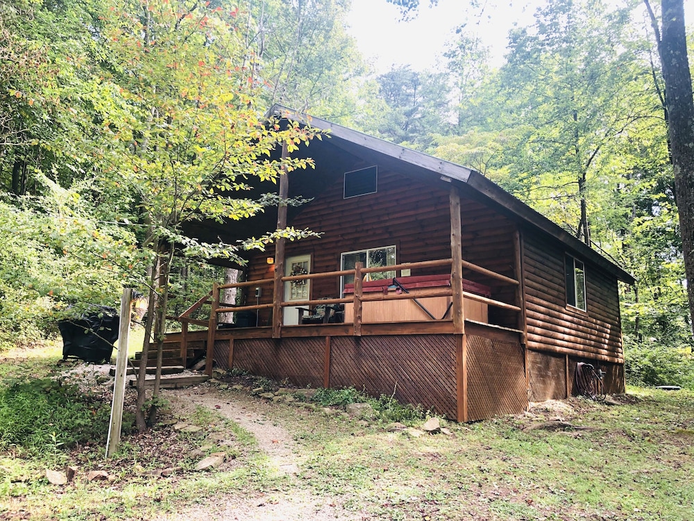 Sugar Maple Cabin (Hocking Hills) - Logan, OH