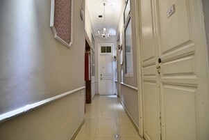 Entrada (vista interior)