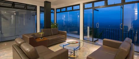 Entrada (vista interior)