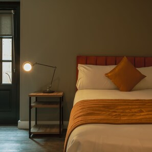 Apartamento Premium | Minibar, com decoração personalizada, com mobília individualizada 