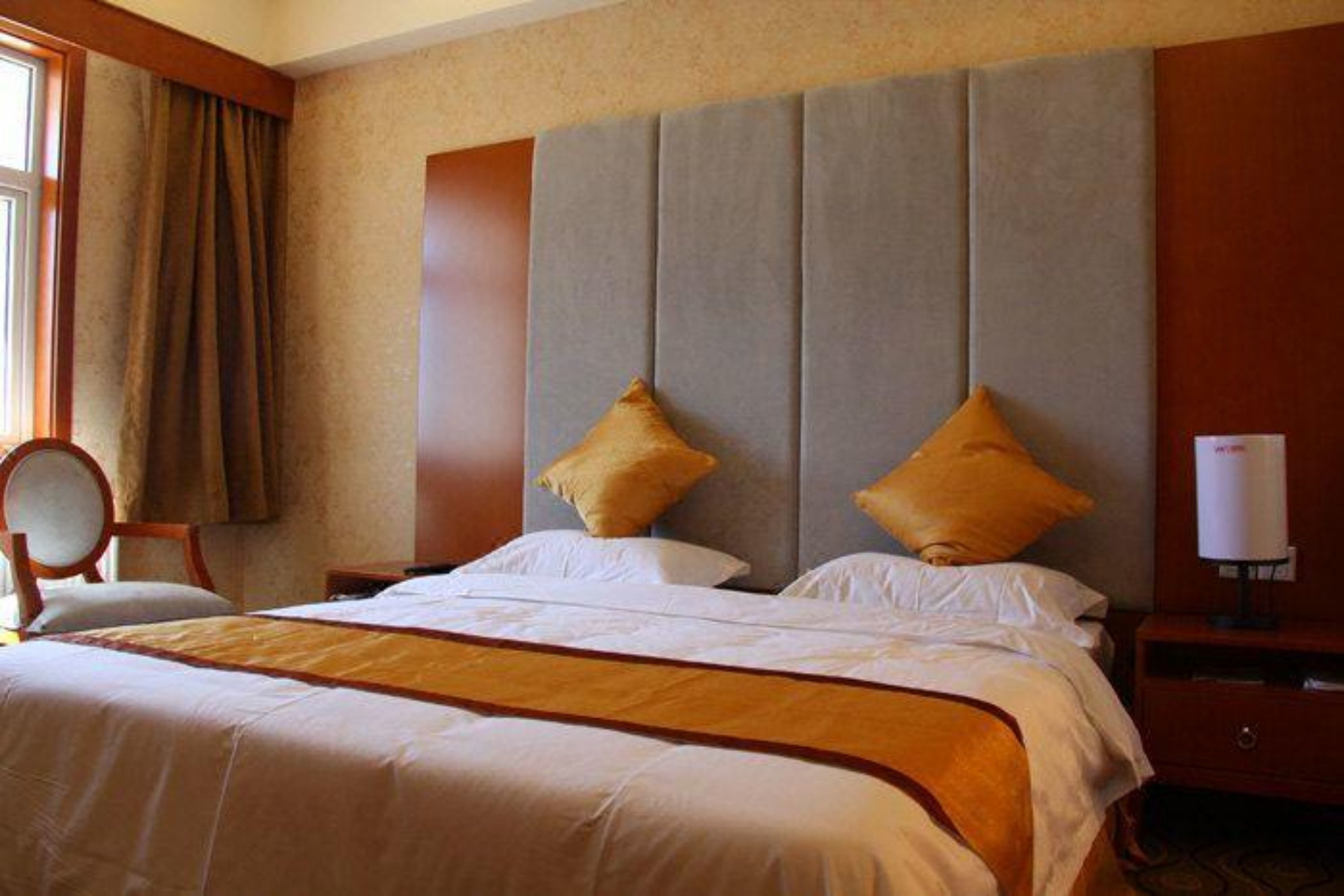 Quarto Duplo Deluxe | Secretária, cortinas/cortinados opacos, Wi-fi grátis 