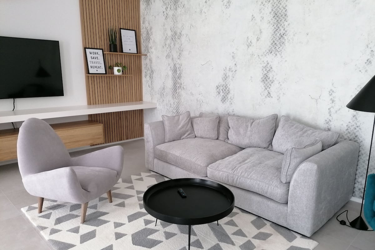 Apartamento, 1 quarto (S7) | Sala | TV de ecrã plano
