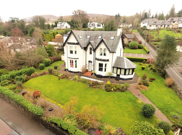 Ashburn House De Luxe B&b - Fort William