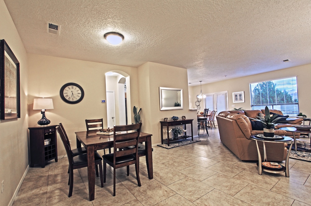 Casa Sandia ~ Great Central Location By A Premier Partner Host!!! - Corrales, NM