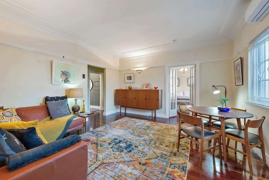 Stap Terug In Style ~ 2bed / 1bath / 1car ~ New Farm - Balmoral