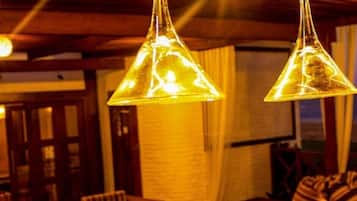 Bar à beira da piscina