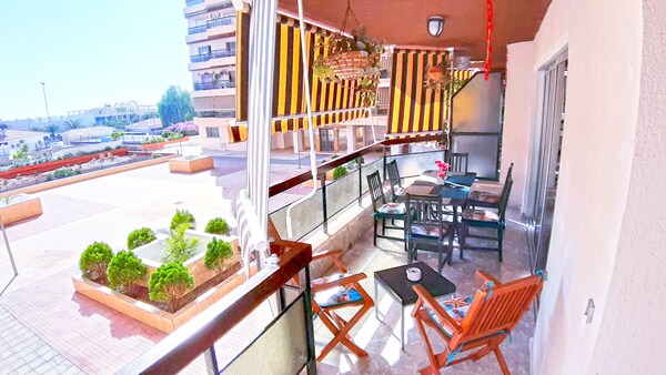 Cool Et Grand Appartement 50 Mt Par L'océan 6-8 Pax - Playa de las Américas