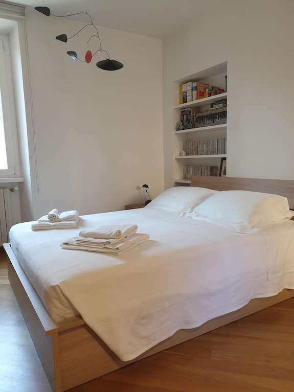 On The Roofs Of Rome 2 - Vaticano