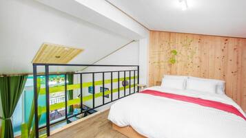 Duplex | 1 quarto, individualmente decorados, individualmente mobiliados