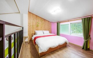 Duplex | 1 quarto, Wi-Fi de cortesia, individualmente decorados