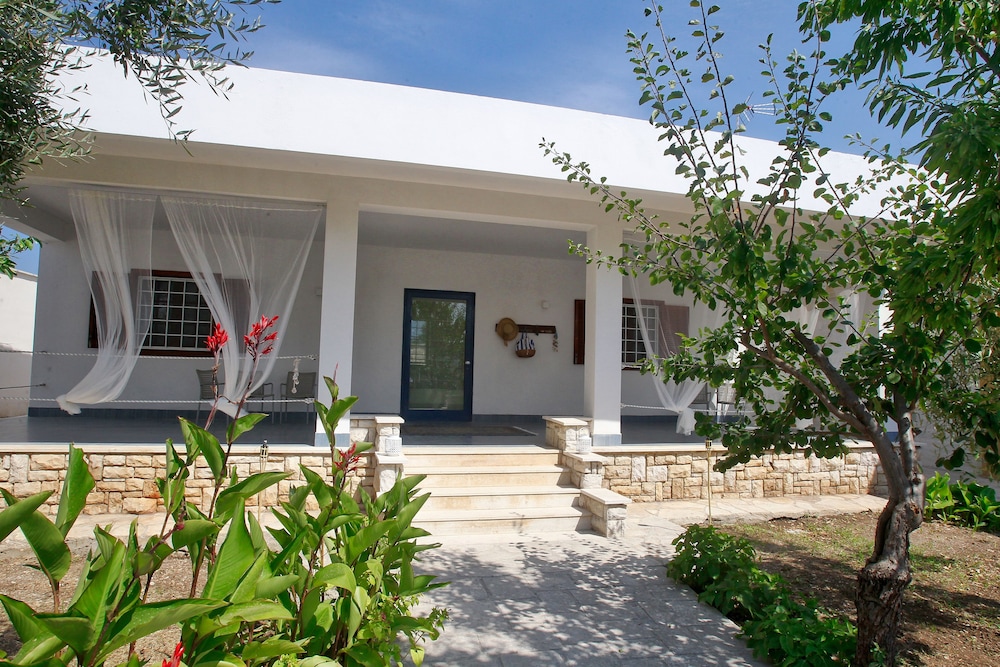 Villa Al Mare B&b - Giovinazzo