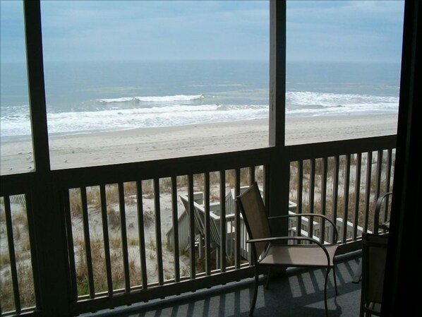 Vacation at a Cozy Oceanfront Beach Getaway - Surfside Beach | Vrbo