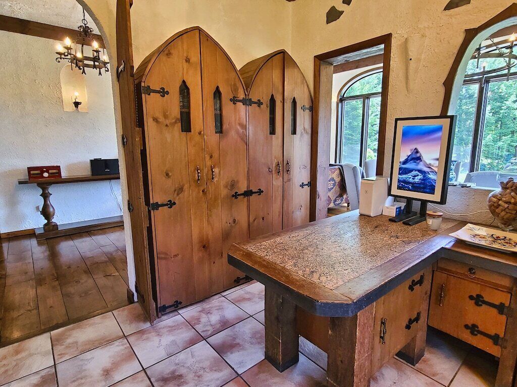 11 Unique Vrbos To Rent For An Unforgettable Getaway | TravelAwaits