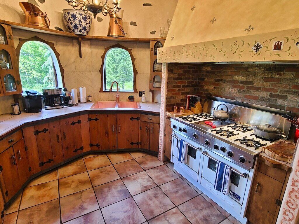 11 Unique Vrbos To Rent For An Unforgettable Getaway | TravelAwaits