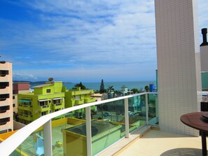 Apartamento, 3 quartos (Cod 510) | Sacada