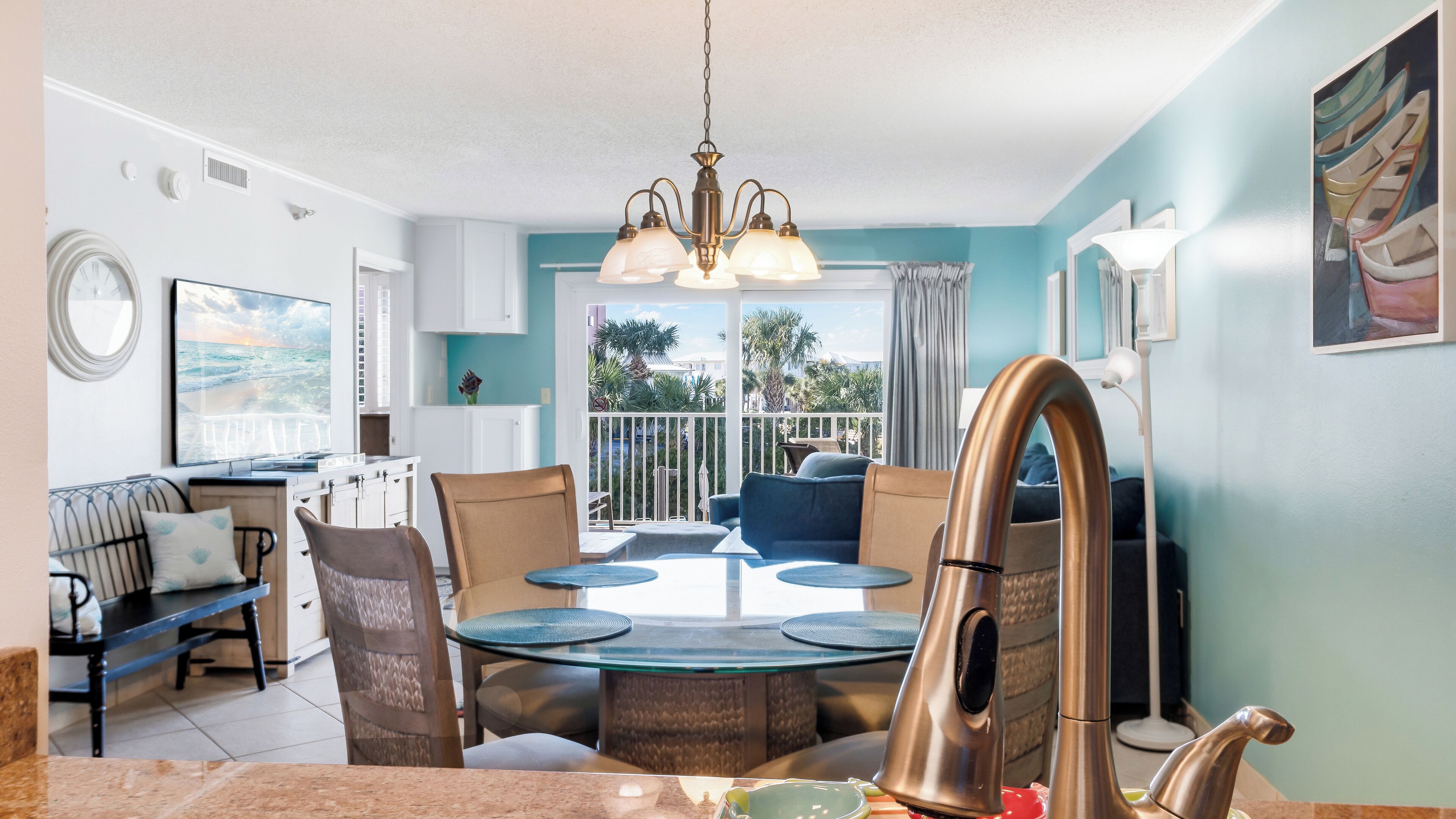 The Islander 212 Heated Pool- Hot Tub- Pickle Ball - Washer & Dryer - Destin, FL