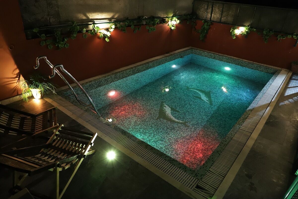 Piscina exterior, da(s) 7:00 à(s) 22:00, espreguiçadeiras 