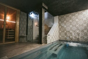 Piscina interior 