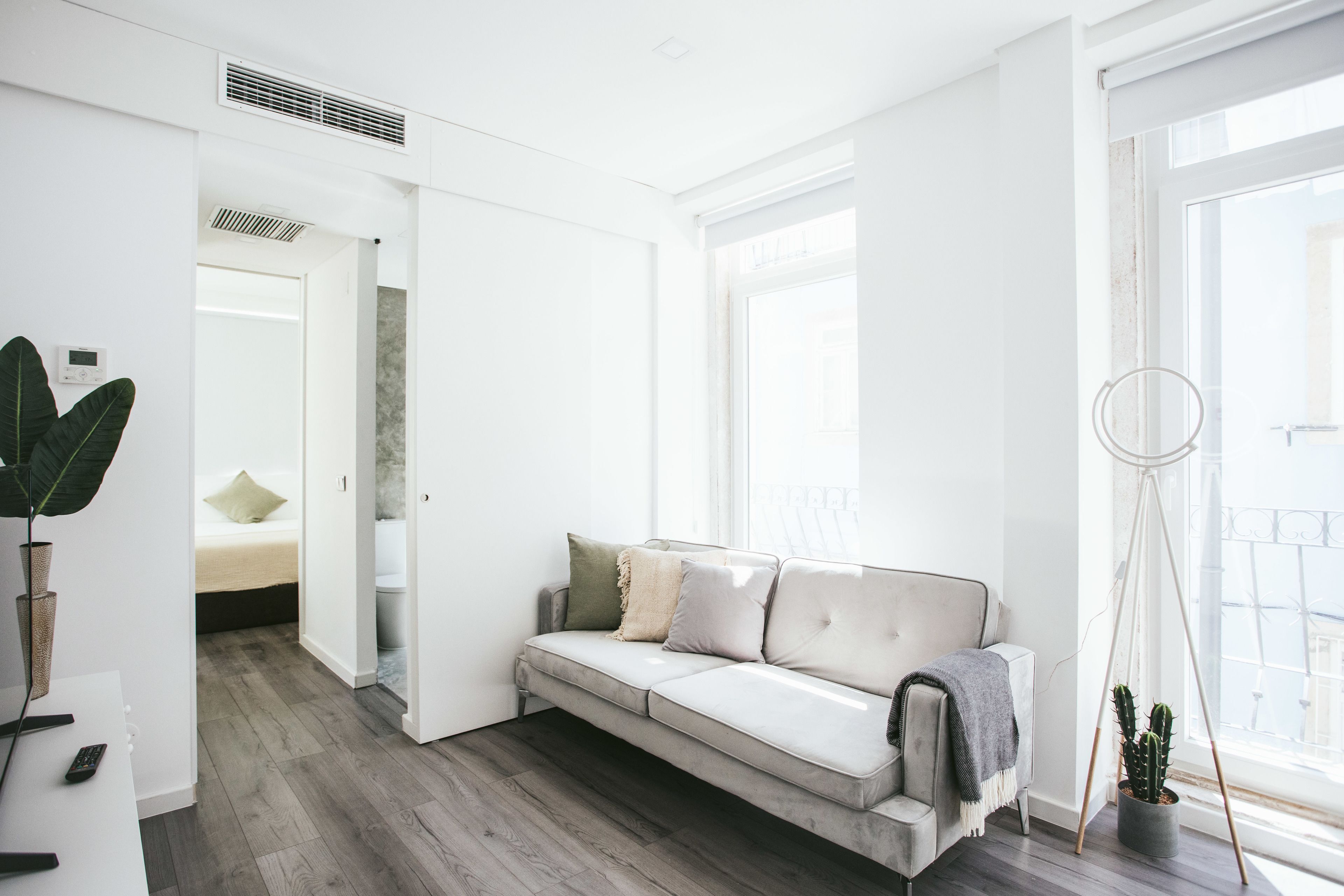 Apartamento executivo, 1 quarto, acesso à piscina | Camas com colchões de espuma com sistema de memória, frigobar