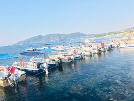 Vista para praia/oceano