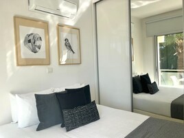 Apartamento, vista para o mar | Vista do quarto