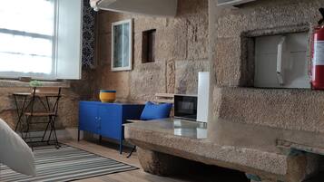 Estúdio Tradicional (4) | Cortinas/cortinados opacos, ferro/tábua de engomar, Wi-fi grátis