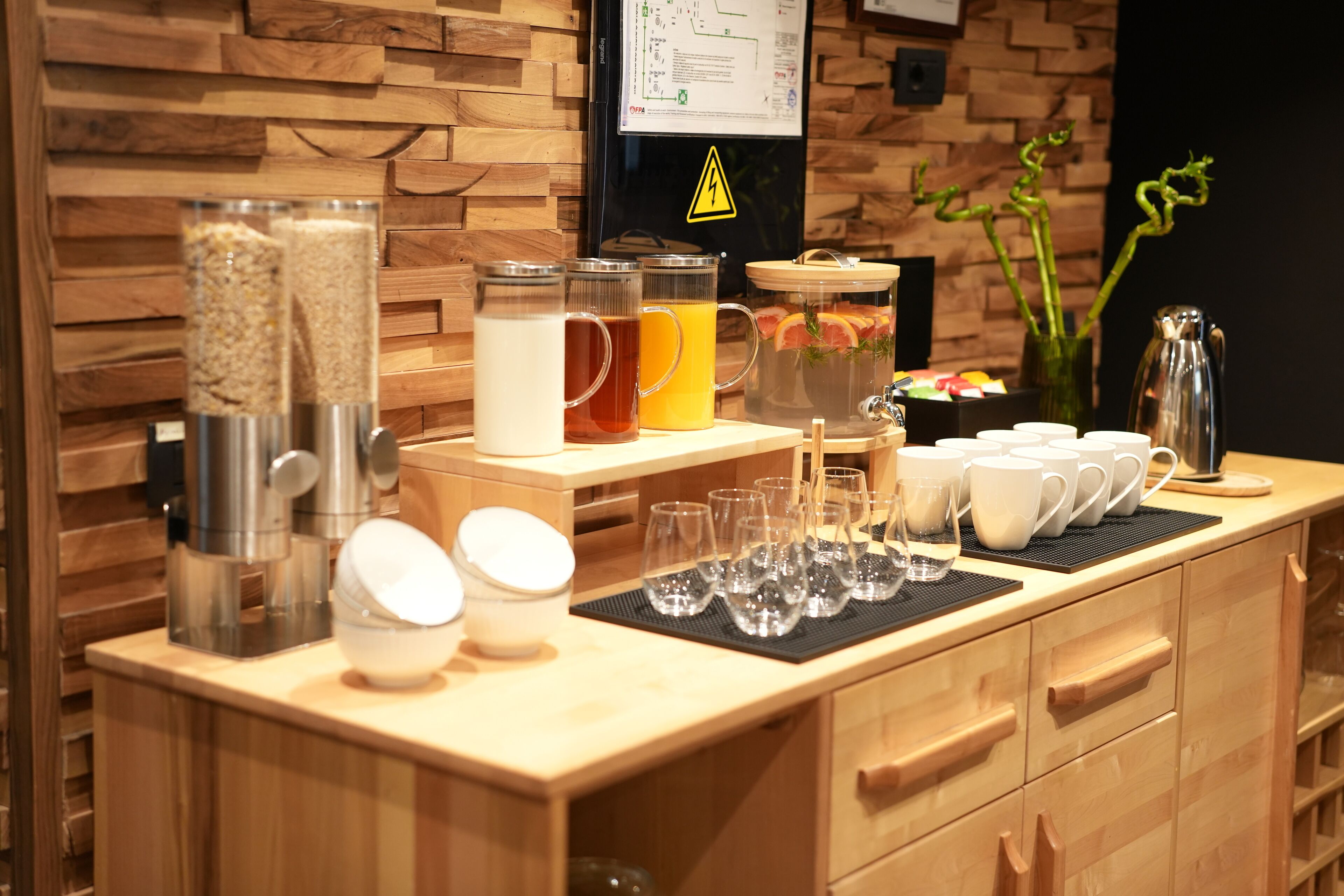 Pequeno-almoço preparado no momento diário incluído 