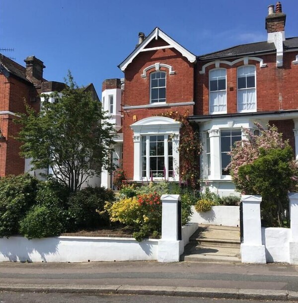 Anne's House - ヘースティングズ