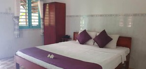 Bungalow, 1 cama de casal | Roupa de alta qualidade, camas de colchão pillowtop, minibar 