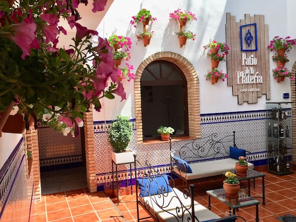 Patio De La Plateria - Córdoba, Espagne