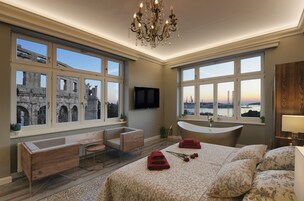 Apartamento de Luxo | Camas de colchão viscoelástico, cofre no quarto 