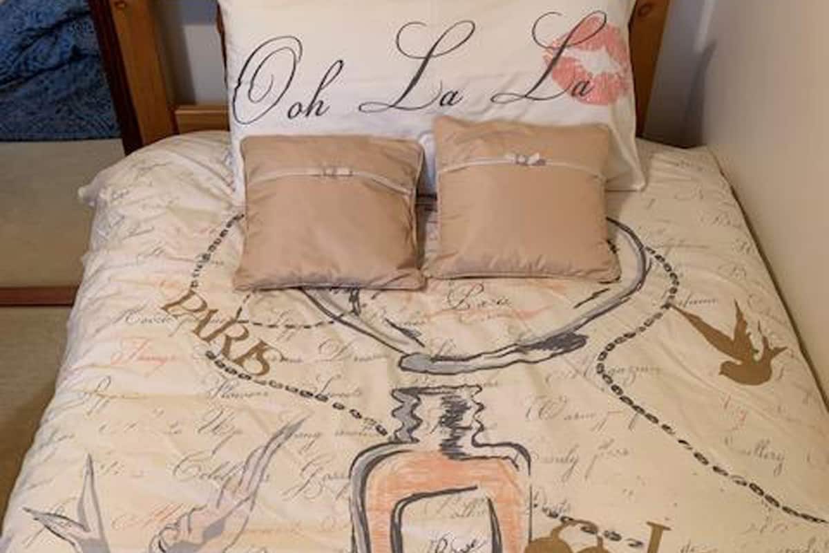 Quarto Individual | Quartos insonorizados, Wi-fi grátis, roupa de cama fornecida