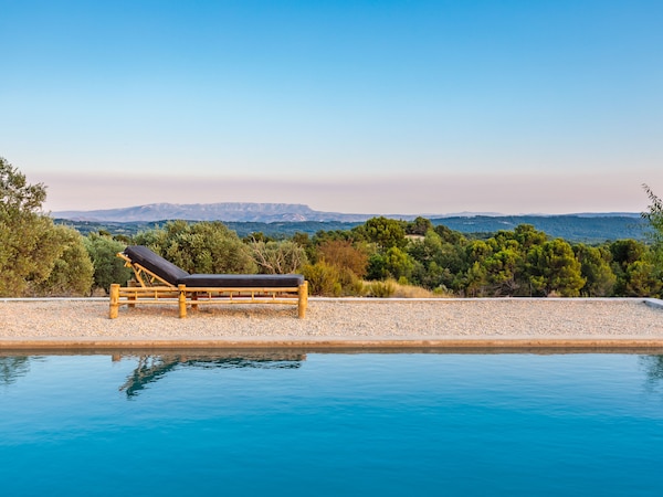Neues Haus In Der Nähe Von Lourmarin, 5 Schlafzimmer, Beheizter Pool, Mit 360 Ansichten! - Apt