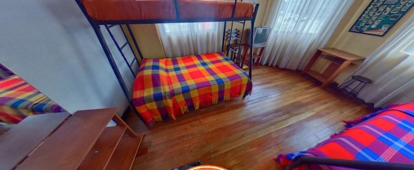 La Gran Via Hostal - Manizales