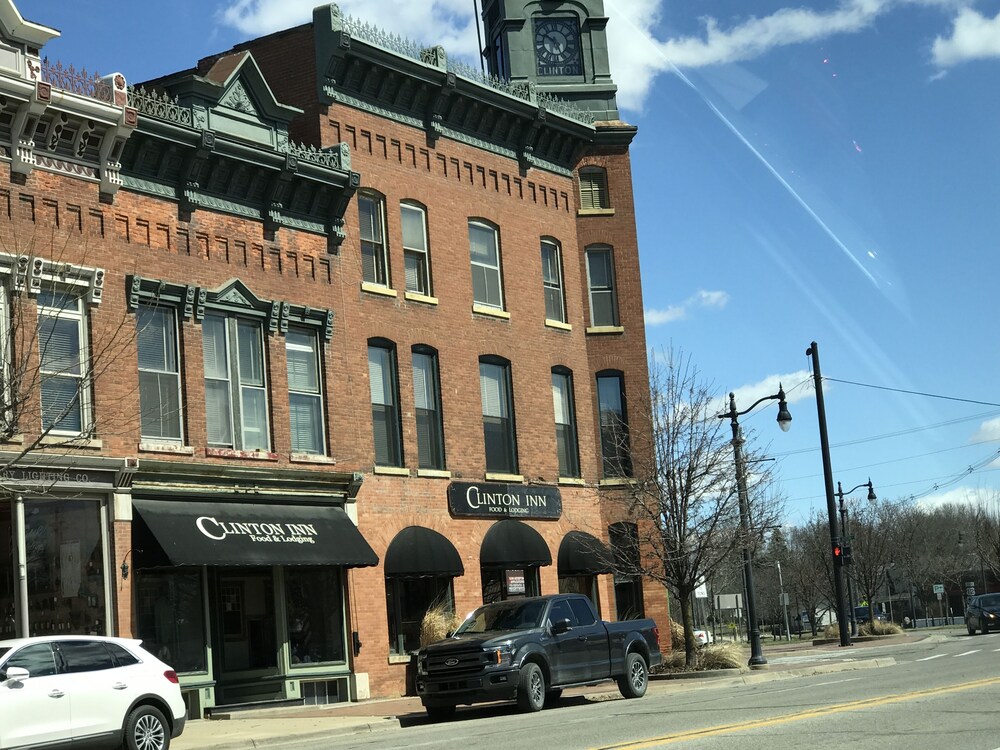 The Clinton Inn - Michigan