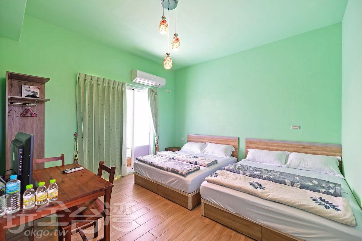 Quarto Quádruplo Comfort | Com mobília individualizada