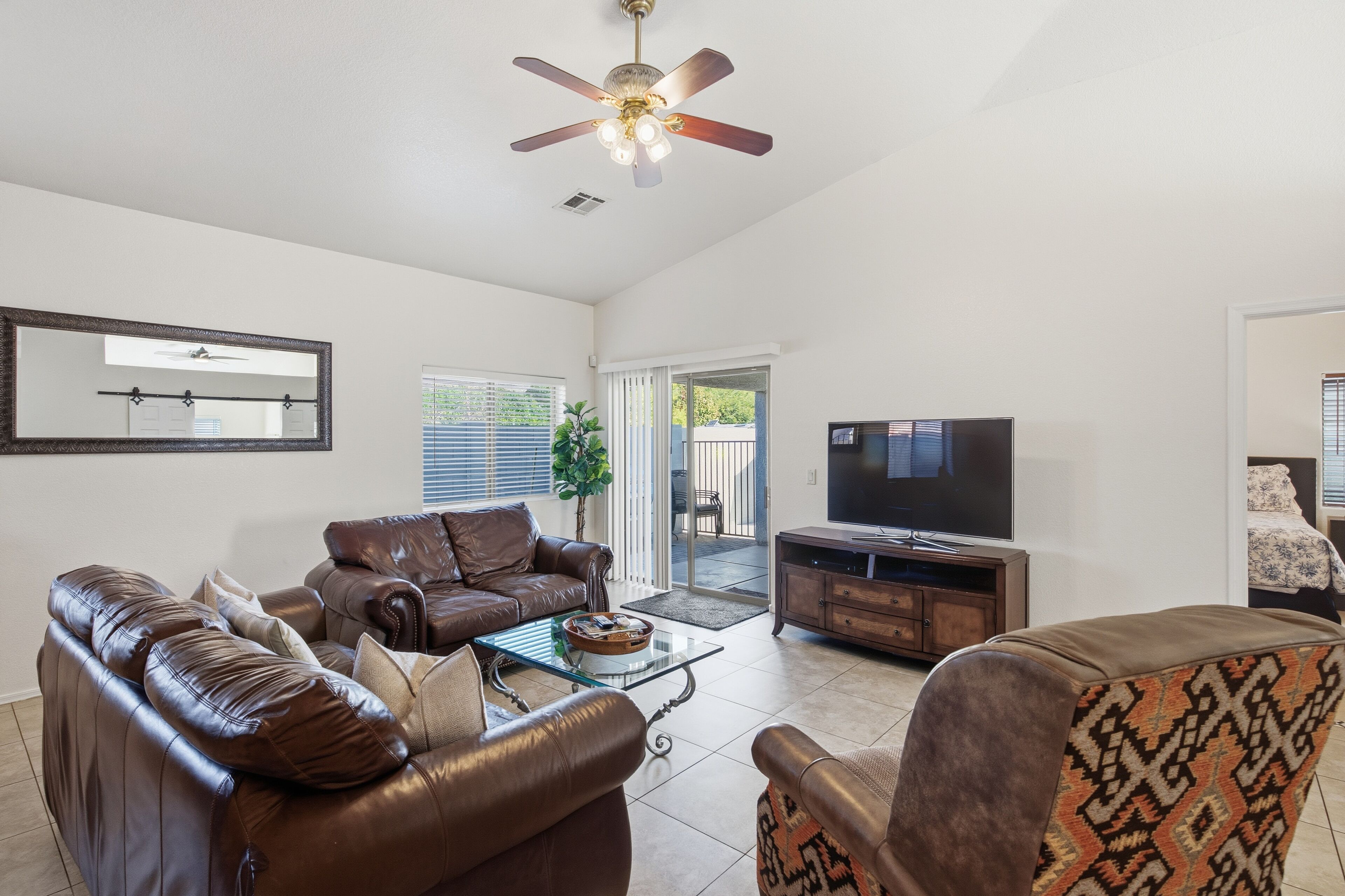 Casa Limpia En La Comunidad De La Puerta Sur De Primavera - Phoenix