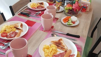 Café da manhã self-service todos os dias (THB 120 por pessoa)