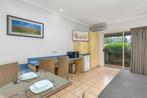 Quarto Familiar | Secretária, secretária adequada para computadores portáteis